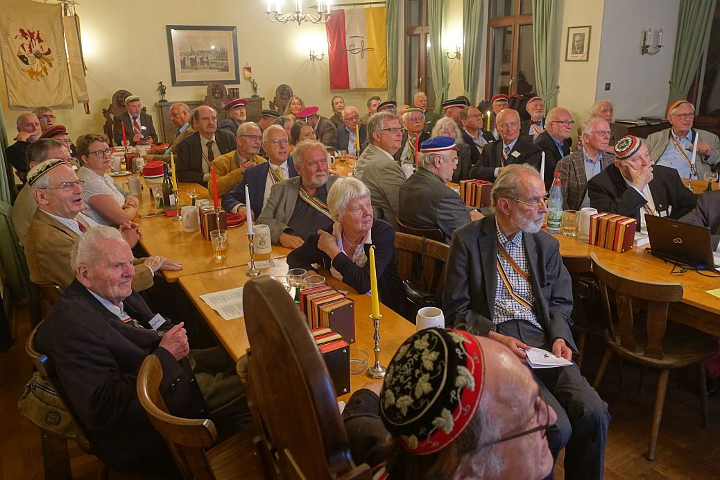 82. Tagung des AKSt: „Blauer Himmel, gold‘ne Sonne über grünem ...